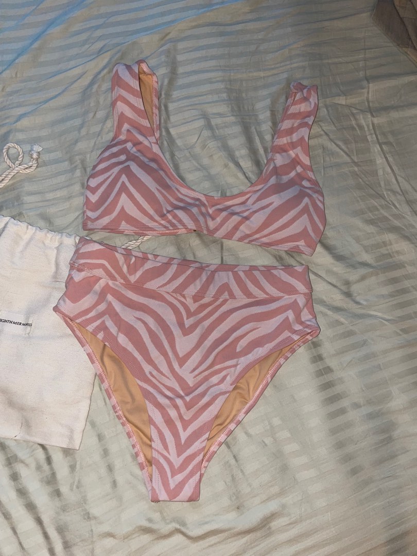 Eighth mermaid swimsuit set, Women's Fashion, Swimwear, Bikinis ...