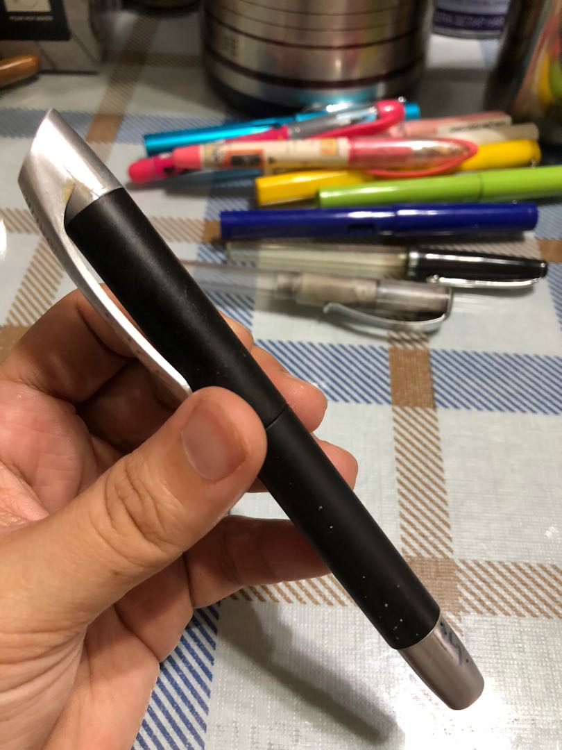 Flat tip calligraphy pen, Hobbies & Toys, Stationary & Craft ...