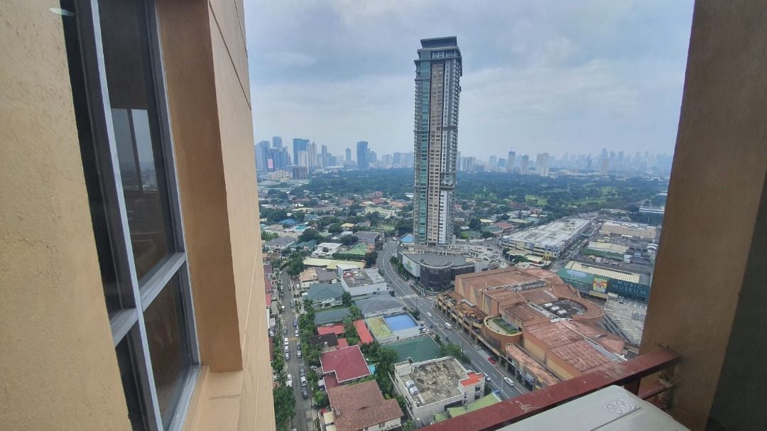 Four 4 Bedrooms For Sale One Beverly Place Greenhills San Juan ...