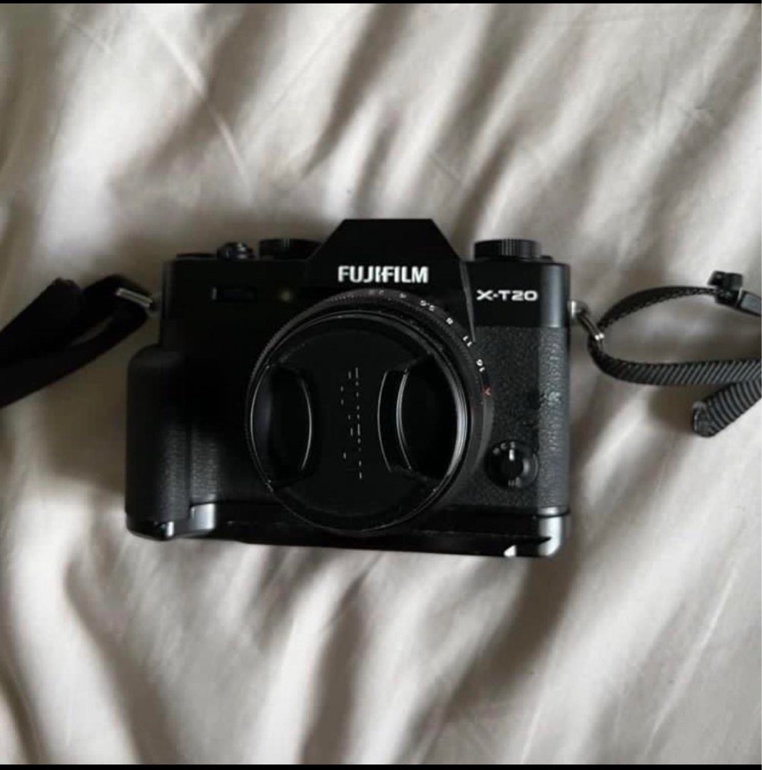 Fujifilm XT20 With Grip Like new X-T20, Photography, Cameras on Carousell