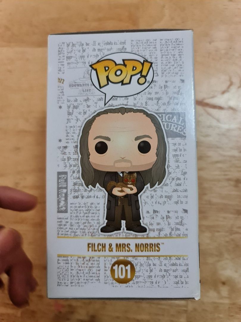 Funki Pop Harry Potter Filch & Mrs. Norris Fall Convention LE, Hobbies ...