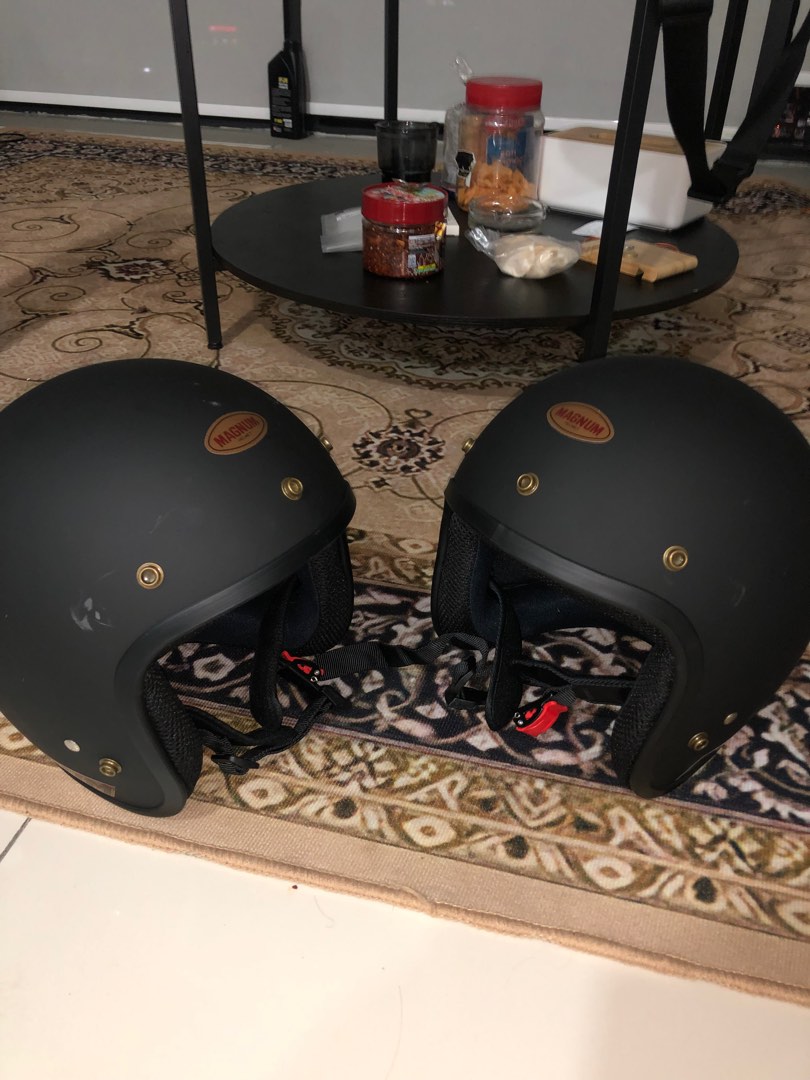 Helmet retro classic magnum, Motorbikes on Carousell