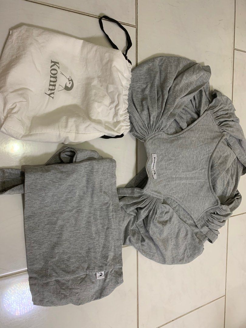 Konny M size carrier, Babies & Kids, Going Out, Carriers & Slings on Carousell