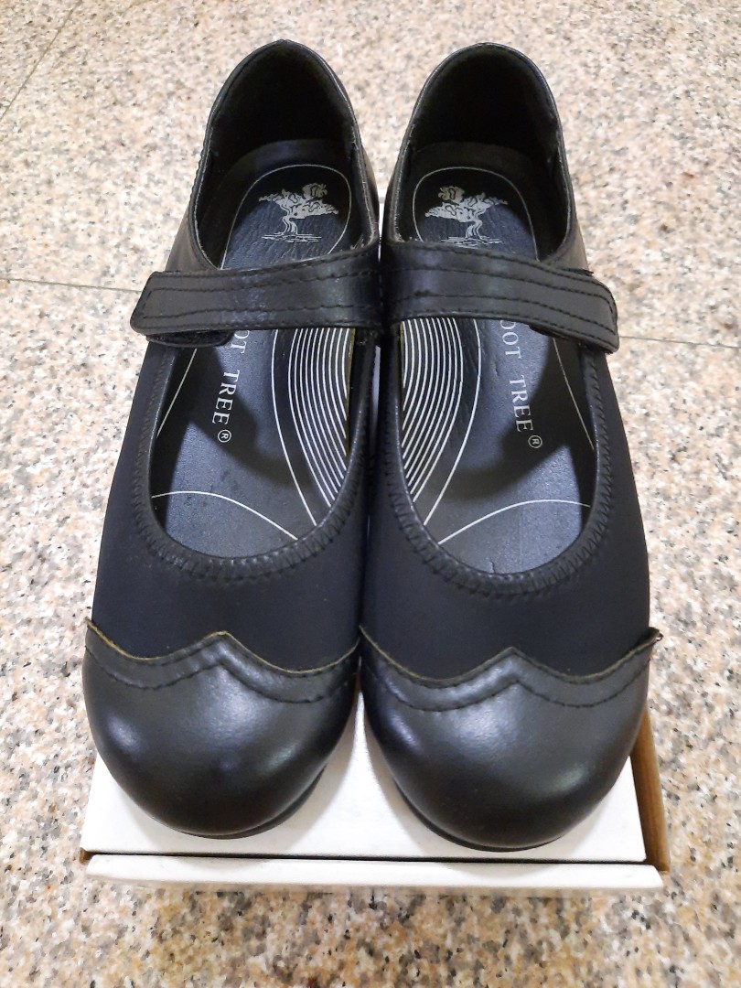 Ladies' Mary Jane Black Shoes, Foot Tree, Women's Fashion, Footwear ...