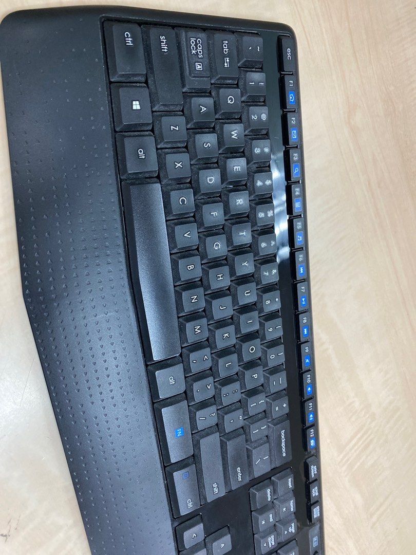 Logitech mk345 wireless keyboard mouse, Computers & Tech, Parts & Accessories, Computer Keyboard ...