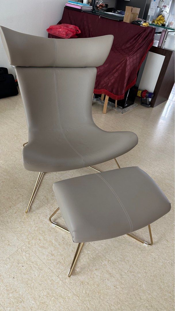 Luxurious Leather Lounge Chair with Foot Rest, Furniture & Home Living ...