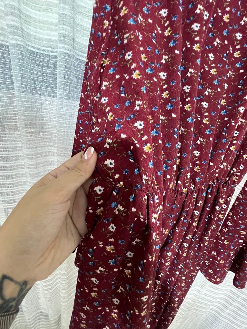 Maroon close neck dress, Women's Fashion, Dresses & Sets, Dresses on ...