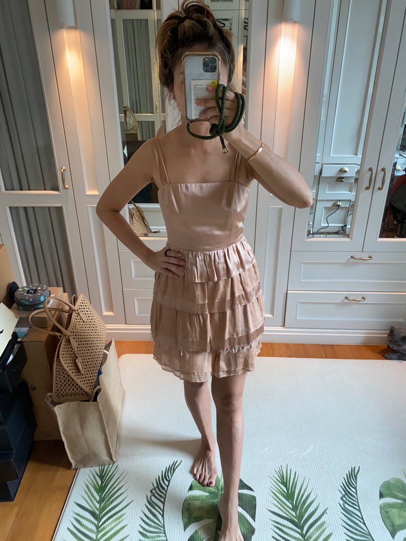 Max and Co 100% Silk dress, Women's Fashion, Dresses & Sets, Evening ...