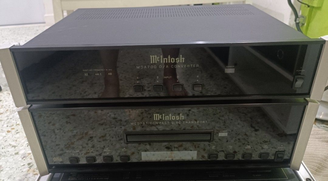 McIntosh MDA 100 DAC with mcd 701 cd transport, Audio, Soundbars ...