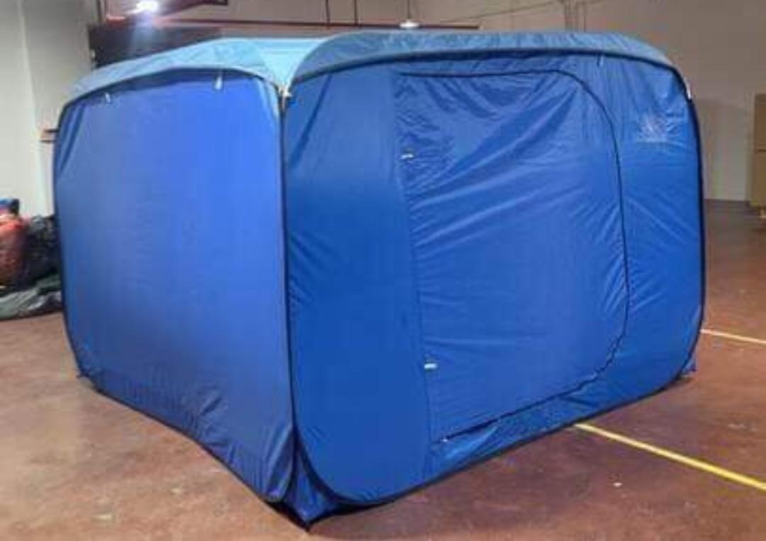 Modular Tent/ Shelter Tent/ Evacuation Tent, Sports Equipment, Hiking ...