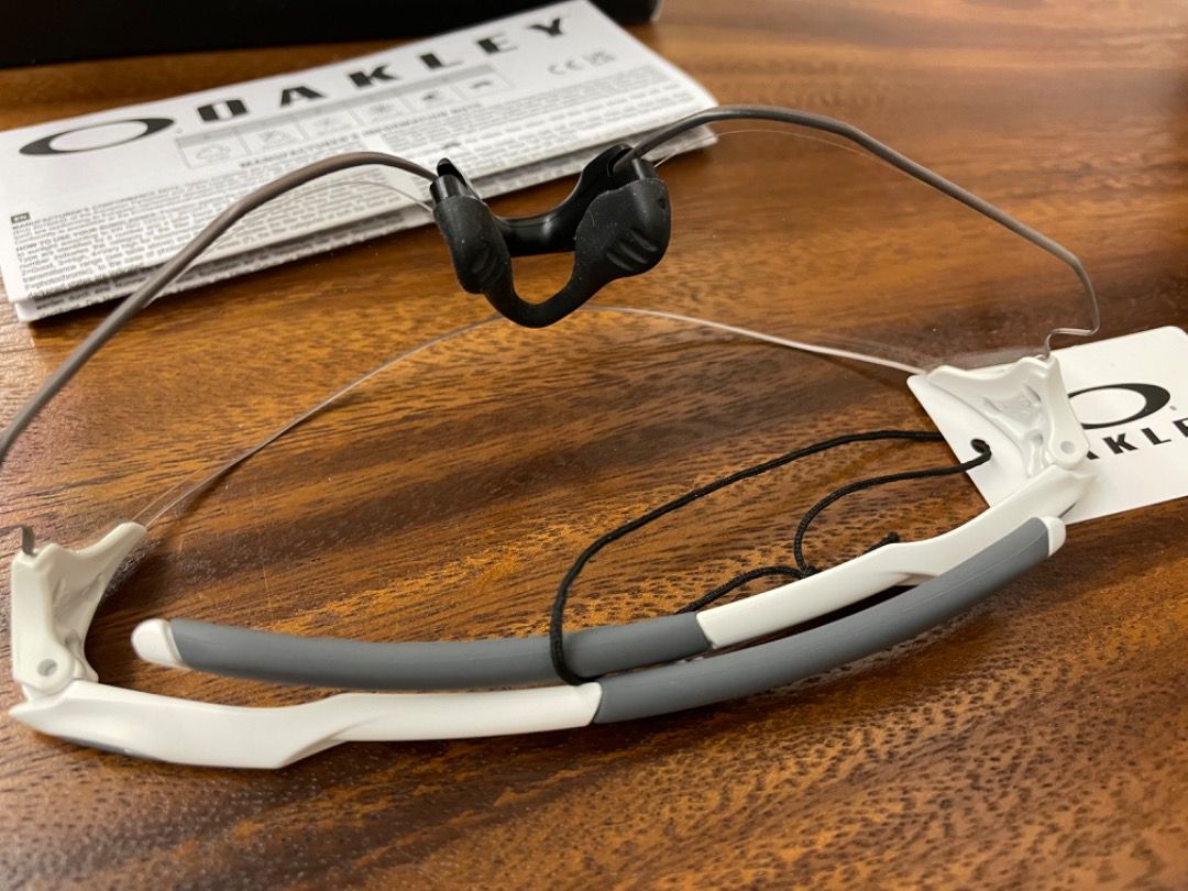 Oakley EvZero Path photochromic lens, Men's Fashion, Watches ...