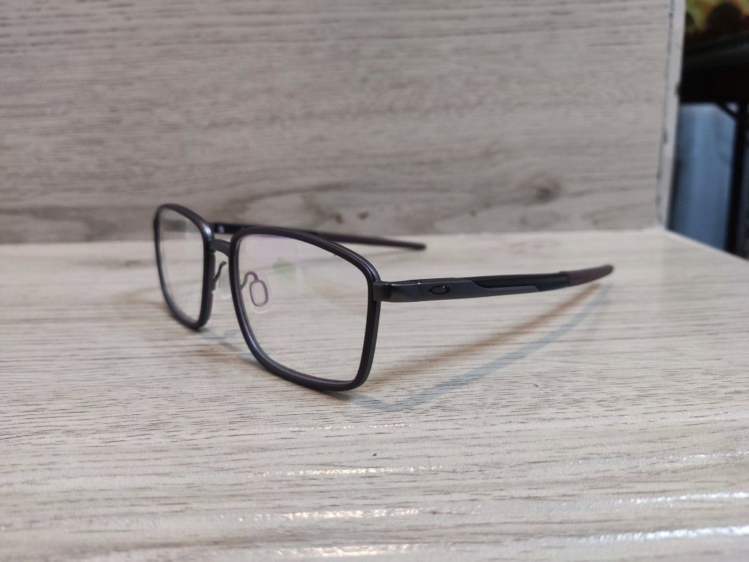 Oakley SPINDLE Gun Metal Brown, Men's Fashion, Watches & Accessories ...