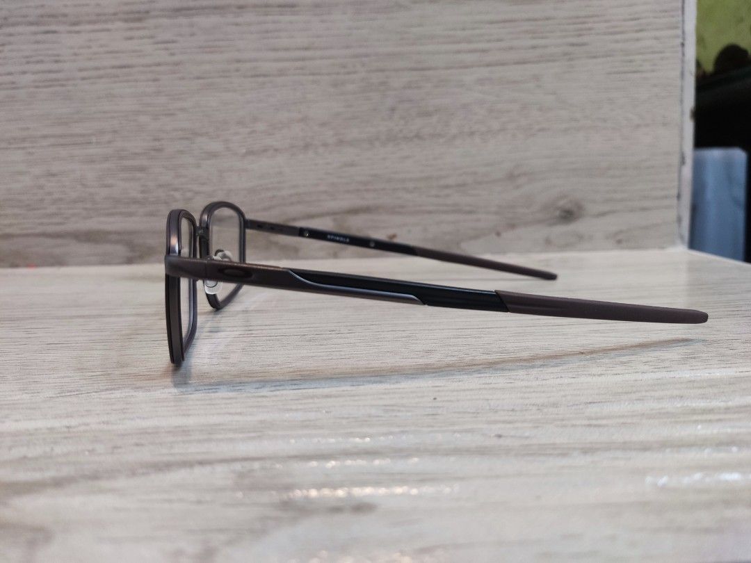 Oakley SPINDLE Gun Metal Brown, Men's Fashion, Watches & Accessories ...