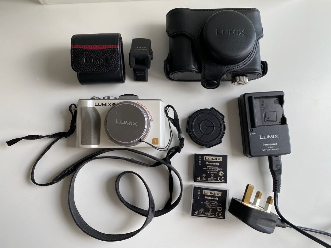 Panasonic LUMIX LX5 camera and accessories, 攝影器材, 相機 - Carousell