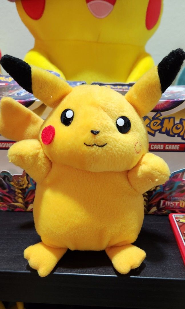 Pikachu 1999 Banpresto - chubby version, Hobbies & Toys, Toys & Games ...