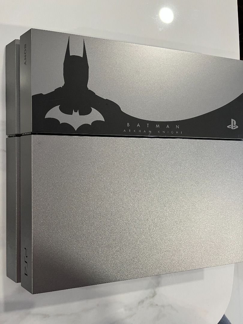 PS4 Batman: Arkham Knight limited edition 1TB, Video Gaming, Video Game ...