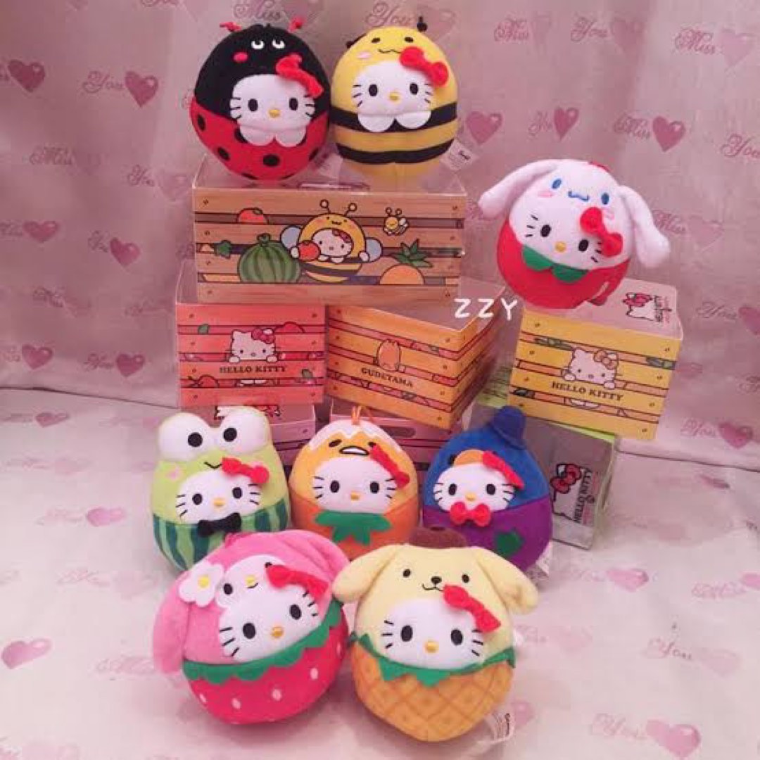 RARE - Hello kitty x melody and hello kitty x gudetama egg, Hobbies ...