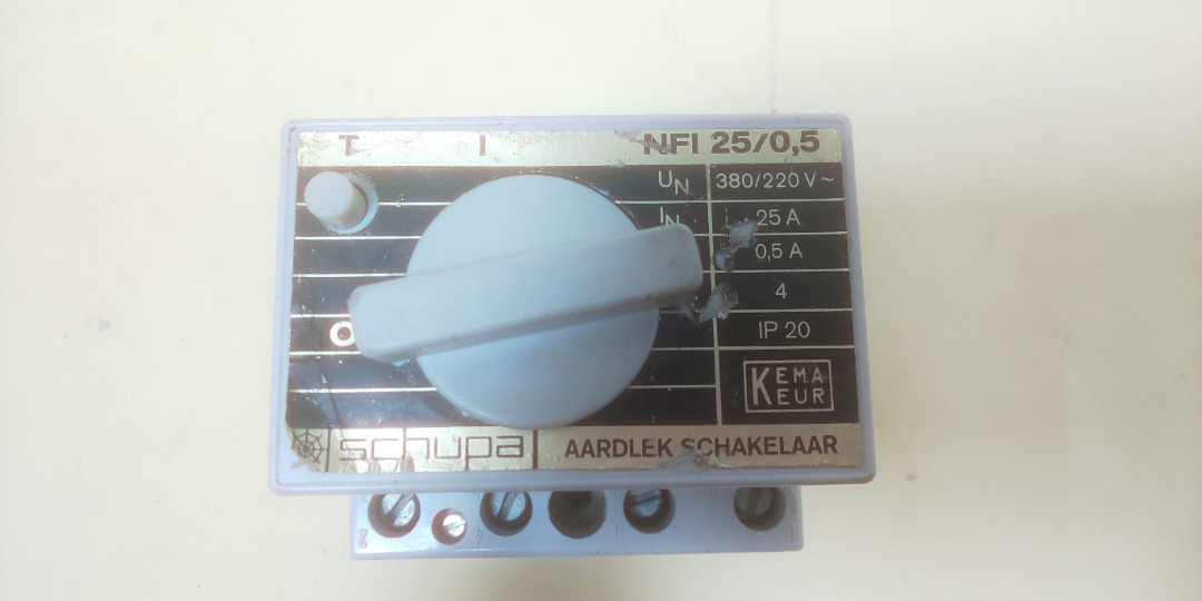 Schupa NFI 25/0,5 25A 0,5A 4 Pole Residual Current Circuit Breaker ...