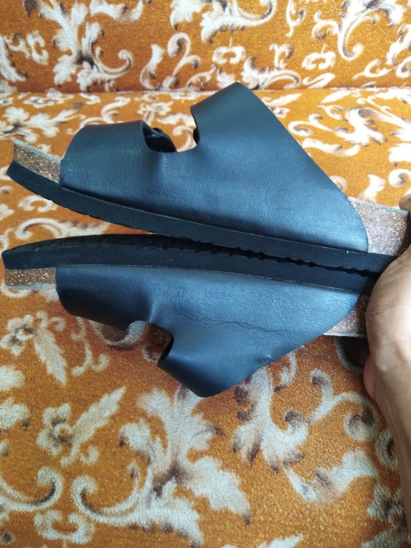 Shoopen sandal, Women's Fashion, Footwear, Slippers and slides on Carousell