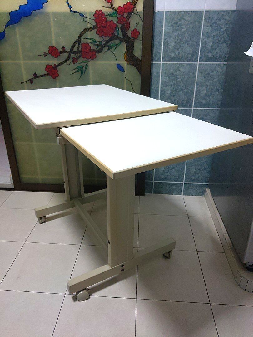 SITOCA Small Computer Table With Side Way Pull Out Table & Lockable ...