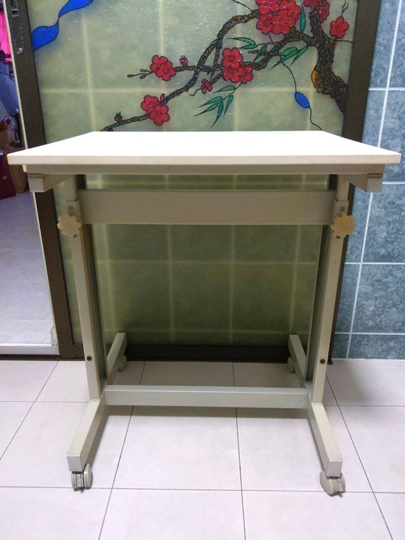 SITOCA Small Computer Table With Side Way Pull Out Table & Lockable ...