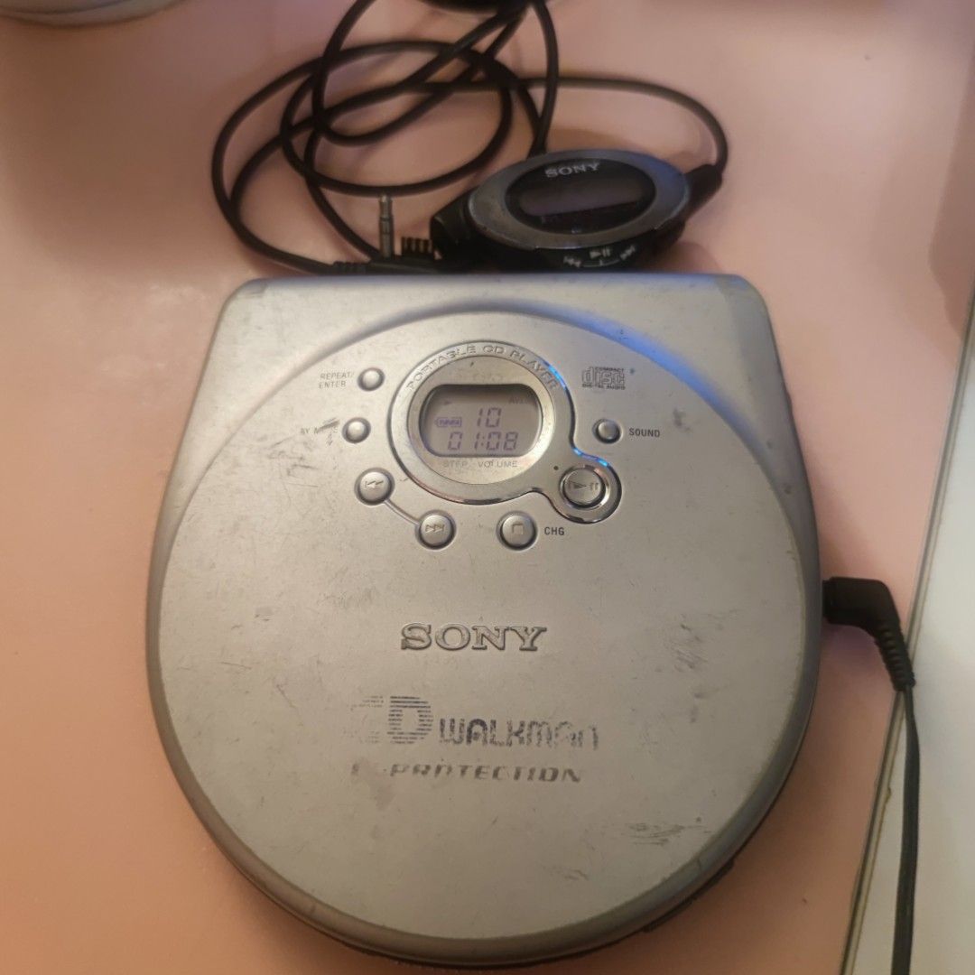 Sony D-EJ715 CD WALKMAN G PROTECTION, 音響器材, 音樂播放裝置 MP3及CD Player ...