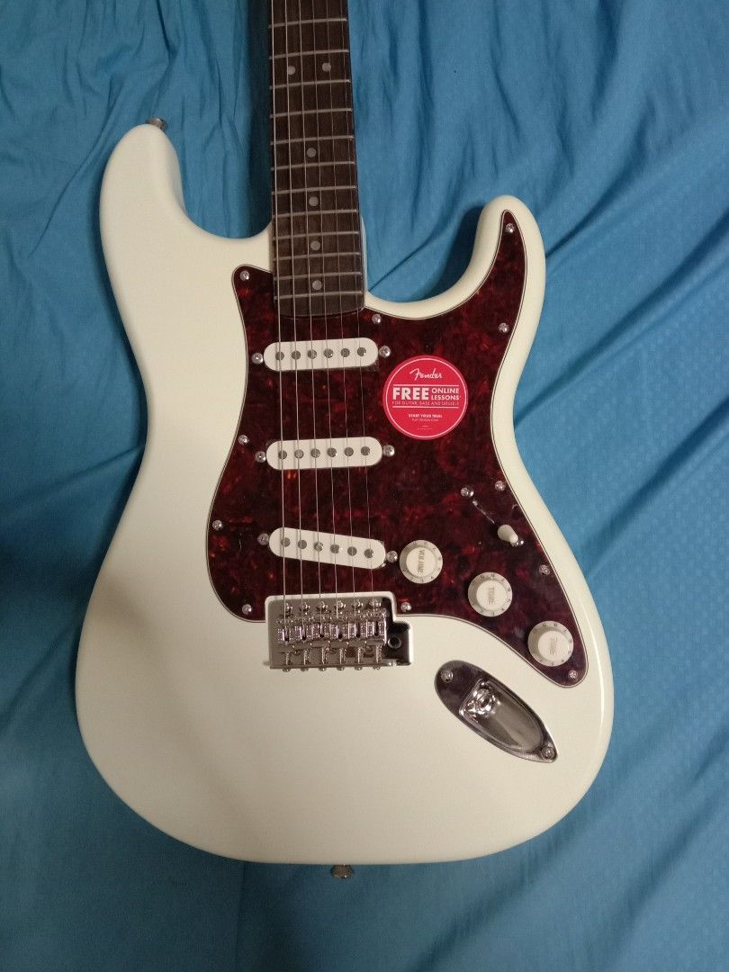 Fender Squier classic vibe 70s strat electric guitar, Hobbies & Toys ...