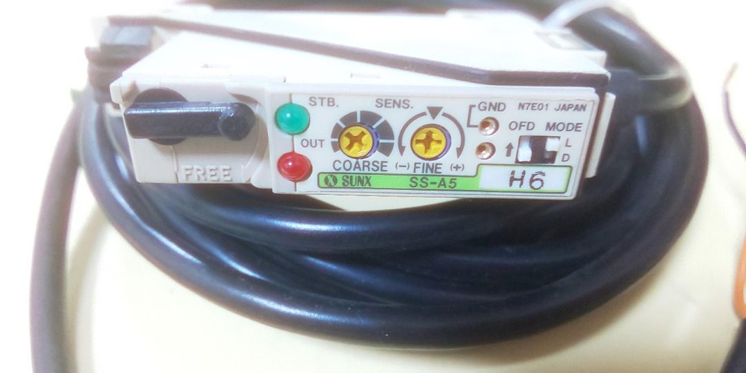 Sunx SS-A5 Miniature Photoelectric Sensor SSA5, Computers & Tech, Parts ...