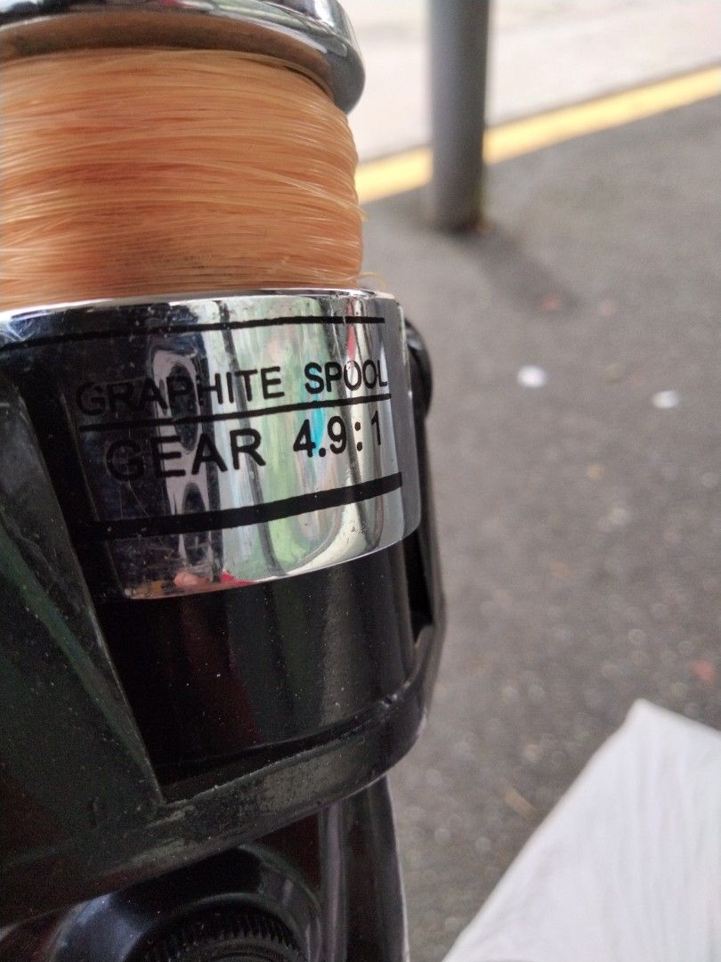 Sure catch reel both for 35, Sports Equipment, Fishing on Carousell