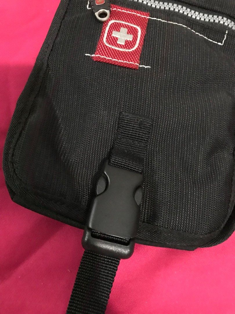 Swiss Gear by Wenger Crossbody Bag, Men's Fashion, Bags, Sling Bags on ...