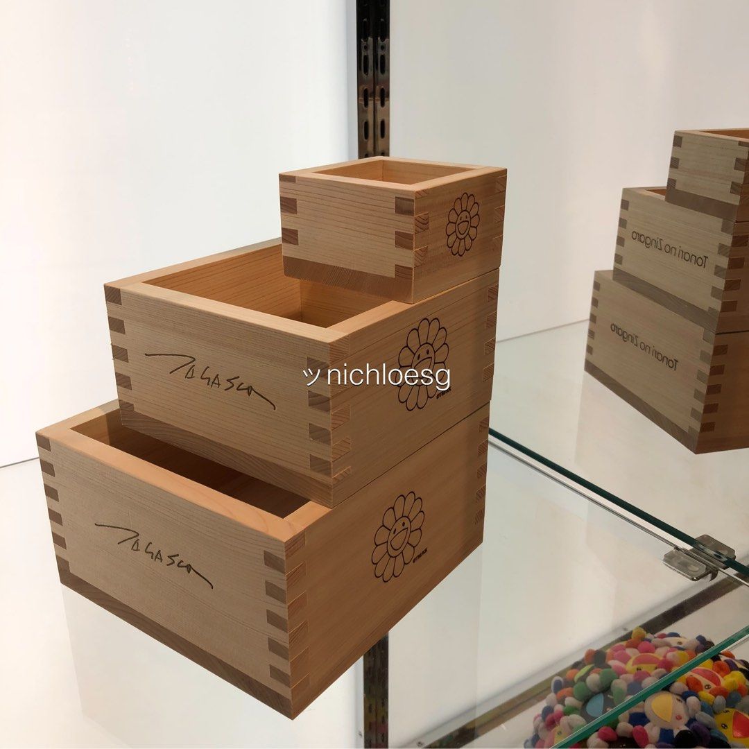 TAKASHI MURAKAMI SAKE BOX, Furniture & Home Living, Home Decor, Other Home Decor on Carousell