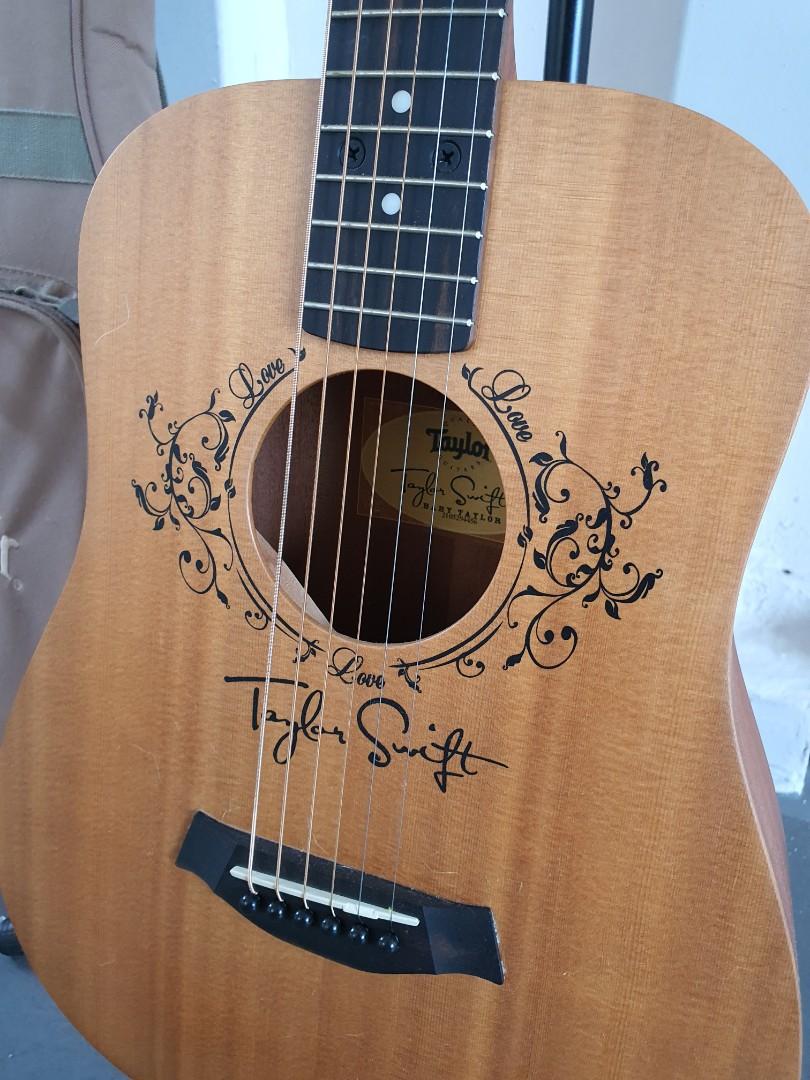 Taylor Swift Signature Acoustic Guitar with Case, Hobbies & Toys, Music ...