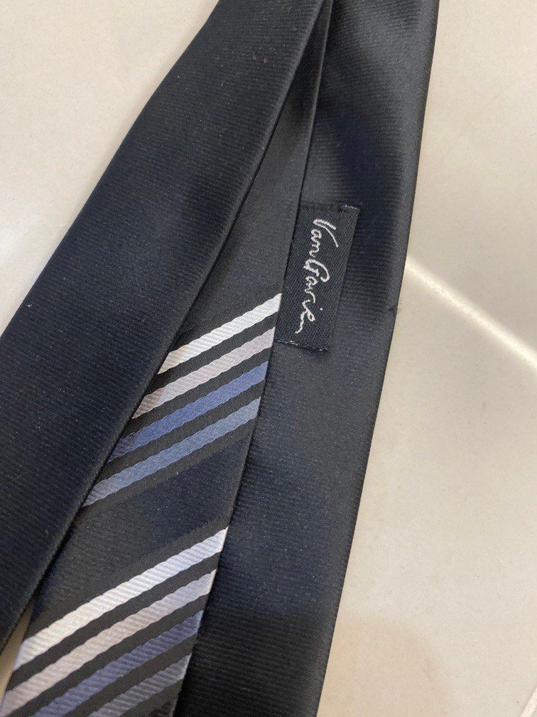 Van Garie tie, Men's Fashion, Watches & Accessories, Ties on Carousell