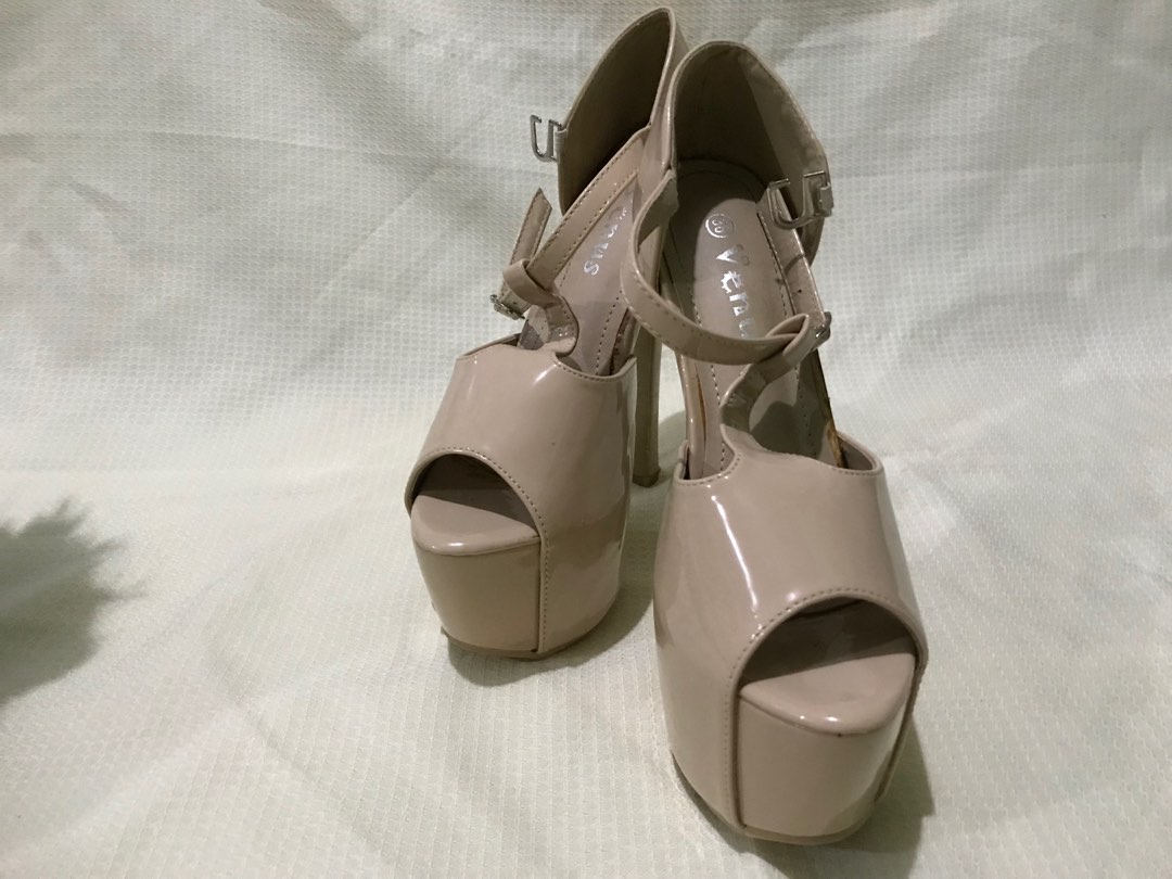 Venus Pageant heels, Women's Fashion, Footwear, Heels on Carousell