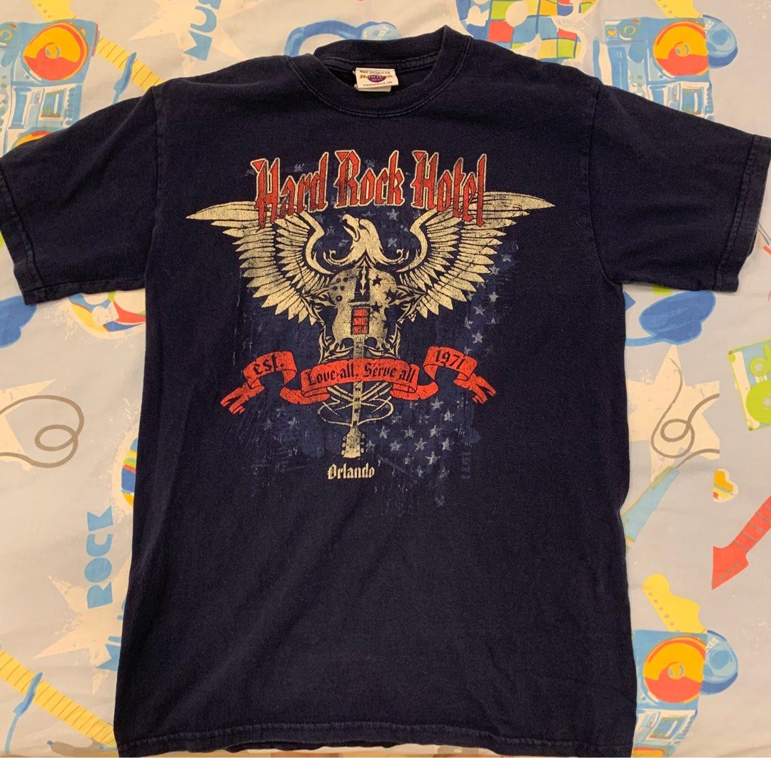 Vintage Hard Rock Tee, Men's Fashion, Tops & Sets, Tshirts & Polo ...