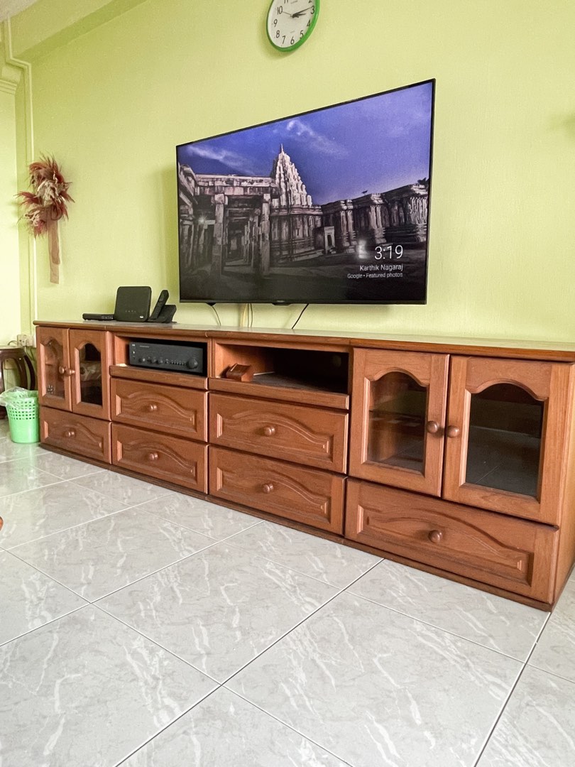 (READ DESCRIPTION BEFOR REACHING OUT!) Vintage teak TV console set ...