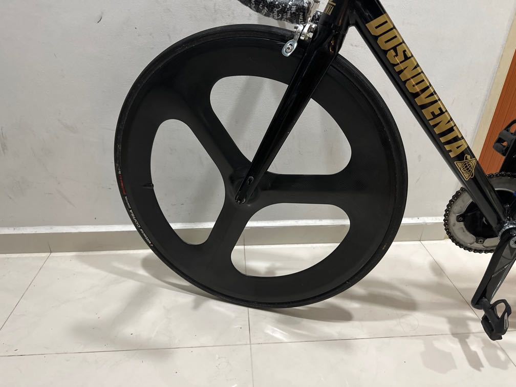 weapon trispoke carbon front wheel , Sports Equipment, Bicycles & Parts ...