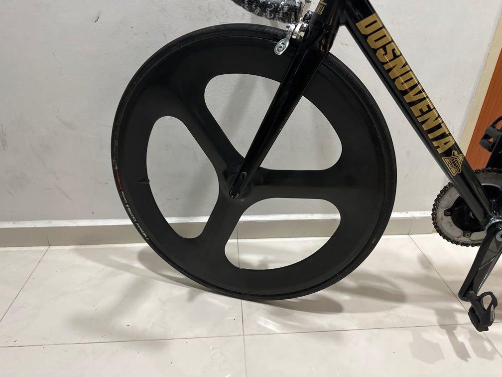 weapon trispoke carbon front wheel , Sports Equipment, Bicycles & Parts ...
