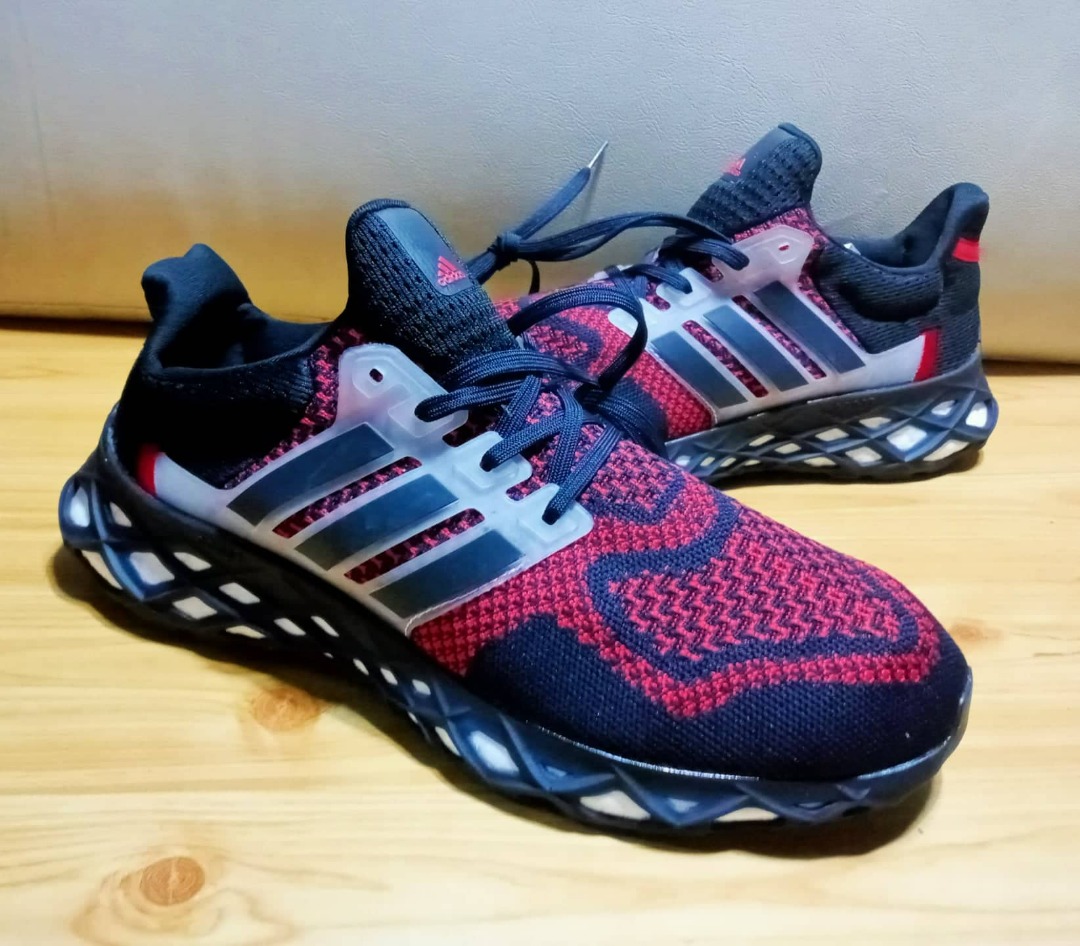 Adidas Boost, Men's Fashion, Footwear, Sneakers on Carousell