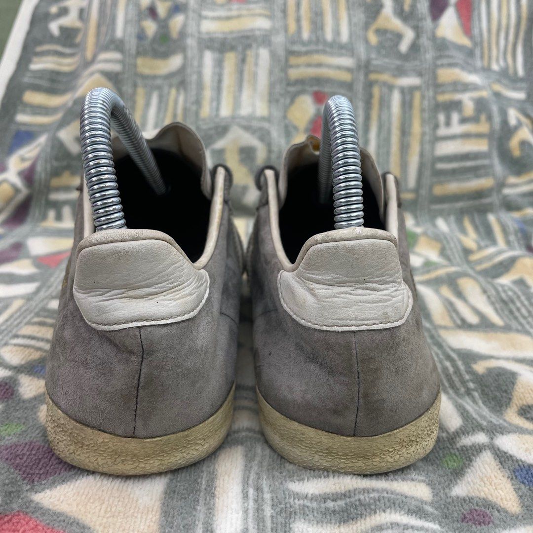 Adidas Gazelle Grey, Women's Fashion, Footwear, Sneakers on Carousell