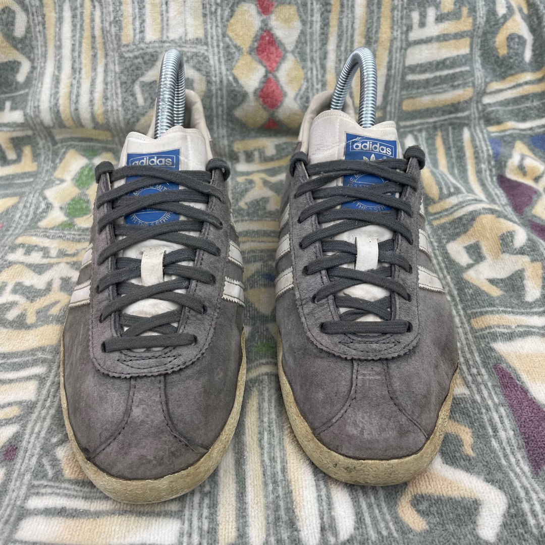 Adidas Gazelle Grey, Women's Fashion, Footwear, Sneakers on Carousell