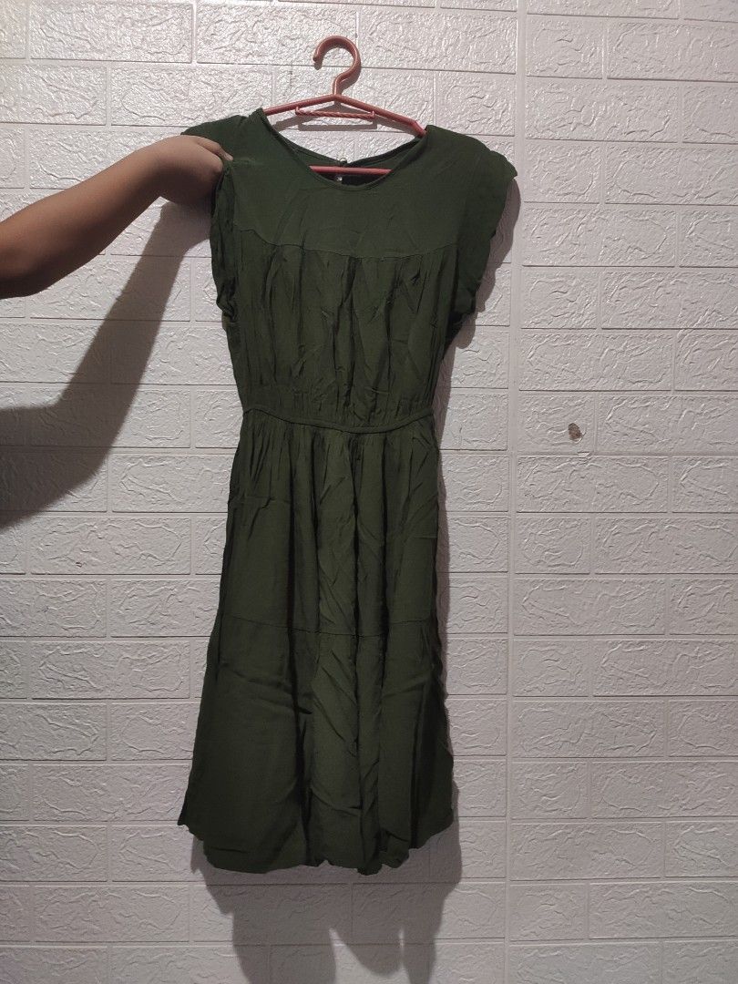 Army Green Dress, Women's Fashion, Dresses & Sets, Dresses on Carousell
