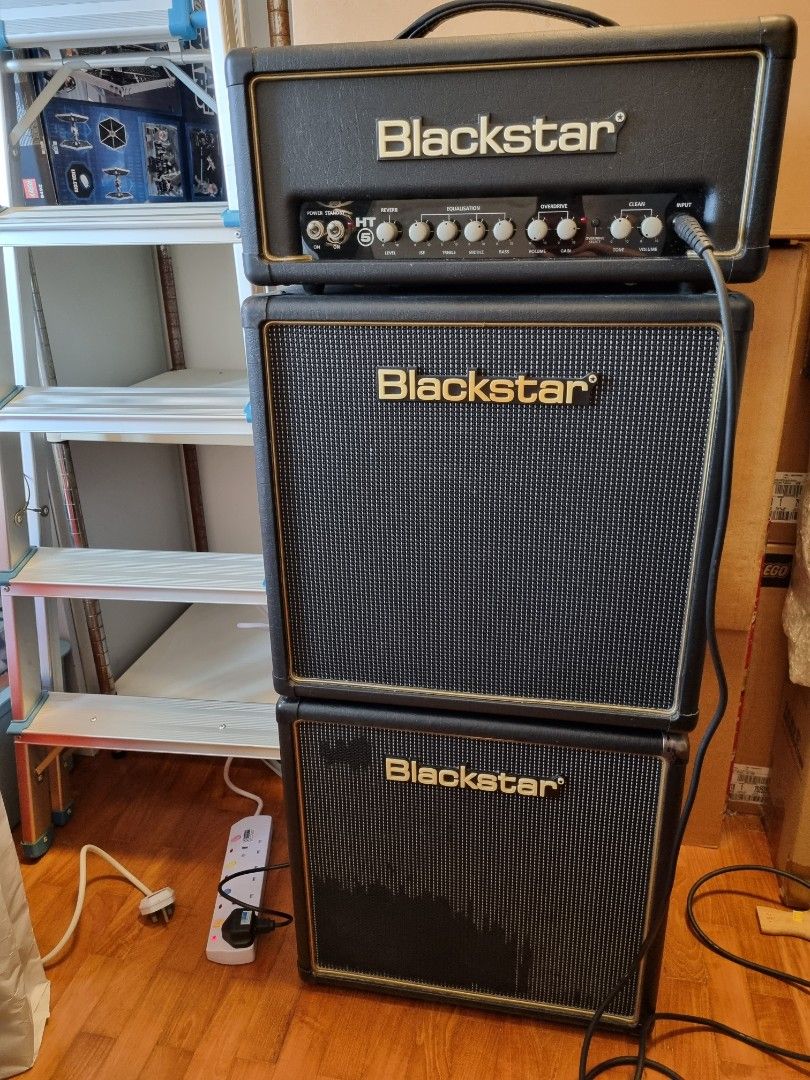 Blackstar HT-5R head, 2X 12inch Cabinet, Hobbies & Toys, Music & Media ...