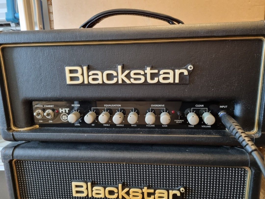 Blackstar HT-5R head, 2X 12inch Cabinet, Hobbies & Toys, Music & Media ...