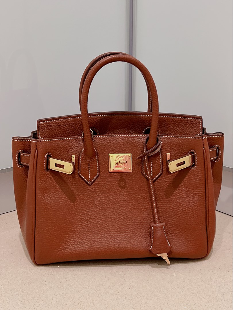 Buti Pelletterie Caty 12 - Golden Brown colour with Gold hardware ...