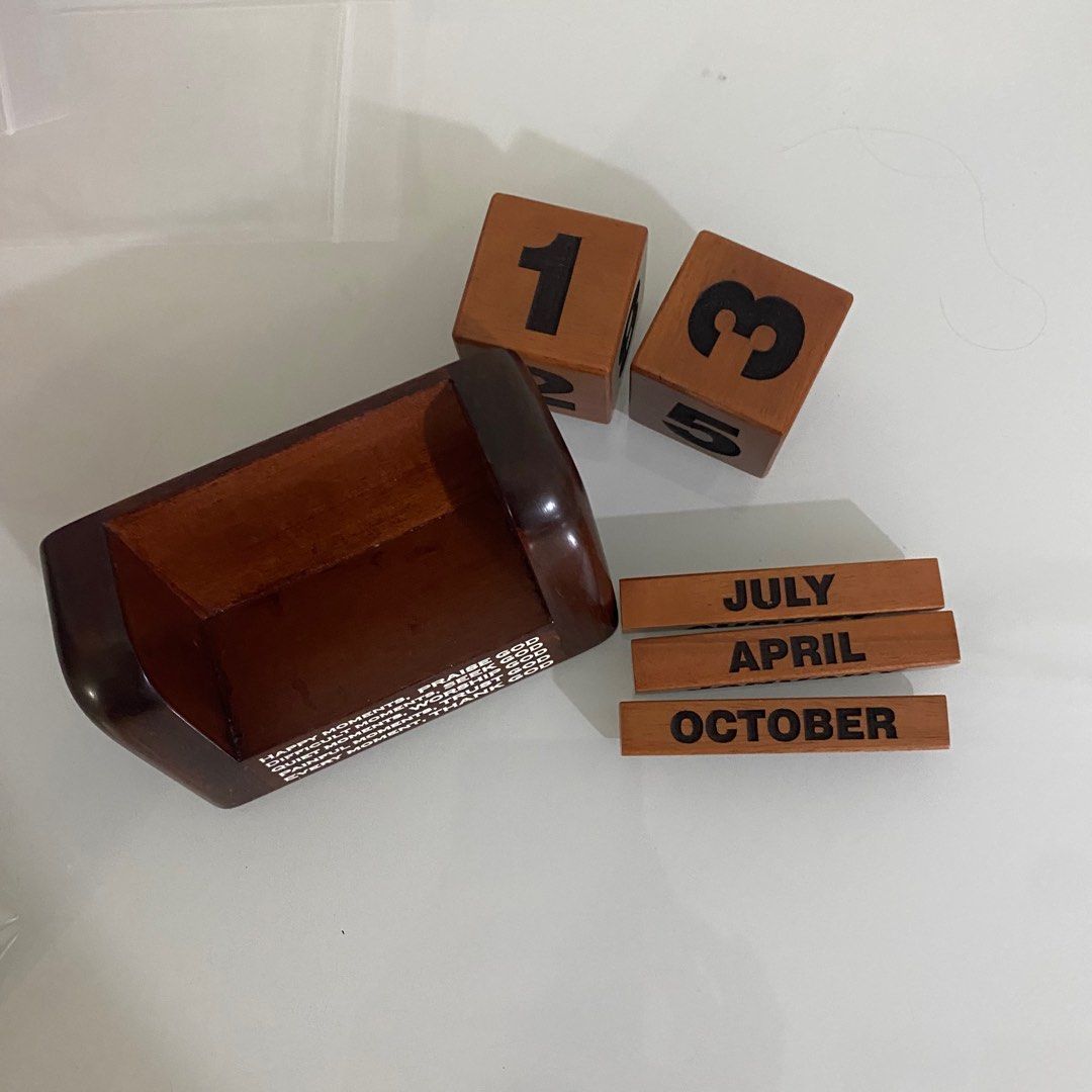 Christian Wooden Manual Cube Date Calendar, Furniture & Home Living ...