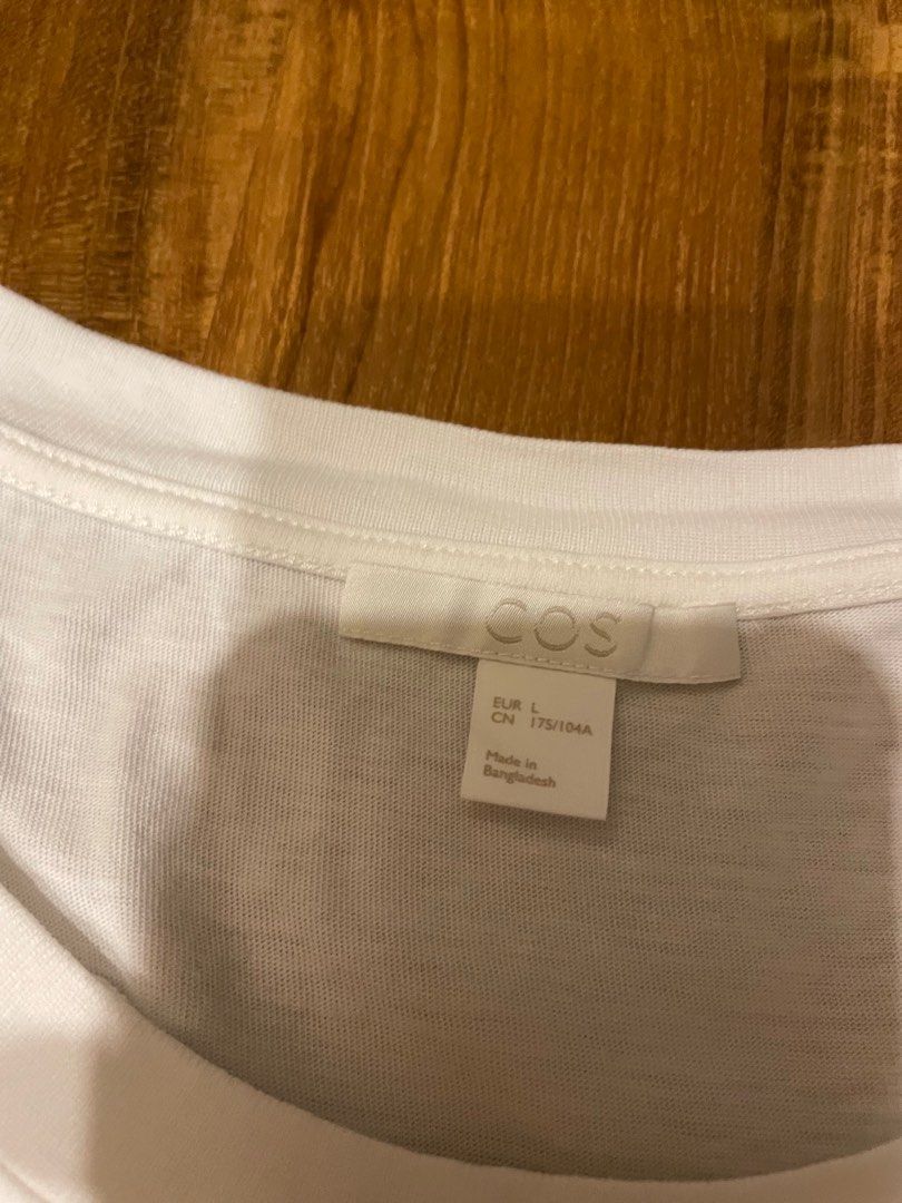 COS Basic White T-shirt, Women's Fashion, Tops, Shirts on Carousell