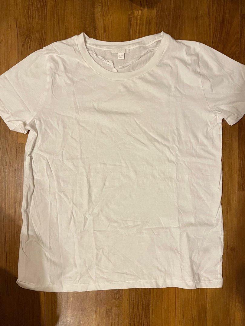 COS Basic White T-shirt, Women's Fashion, Tops, Shirts on Carousell