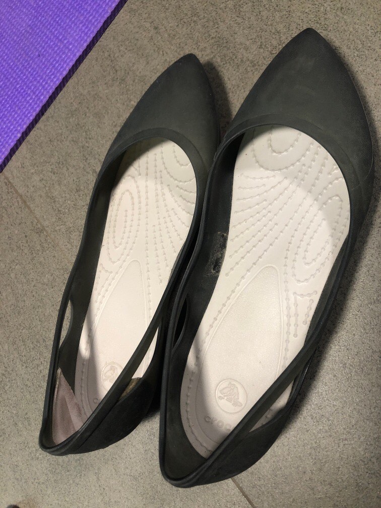 Crocs Womens Rio Flats, Women's Fashion, Footwear, Flats on Carousell