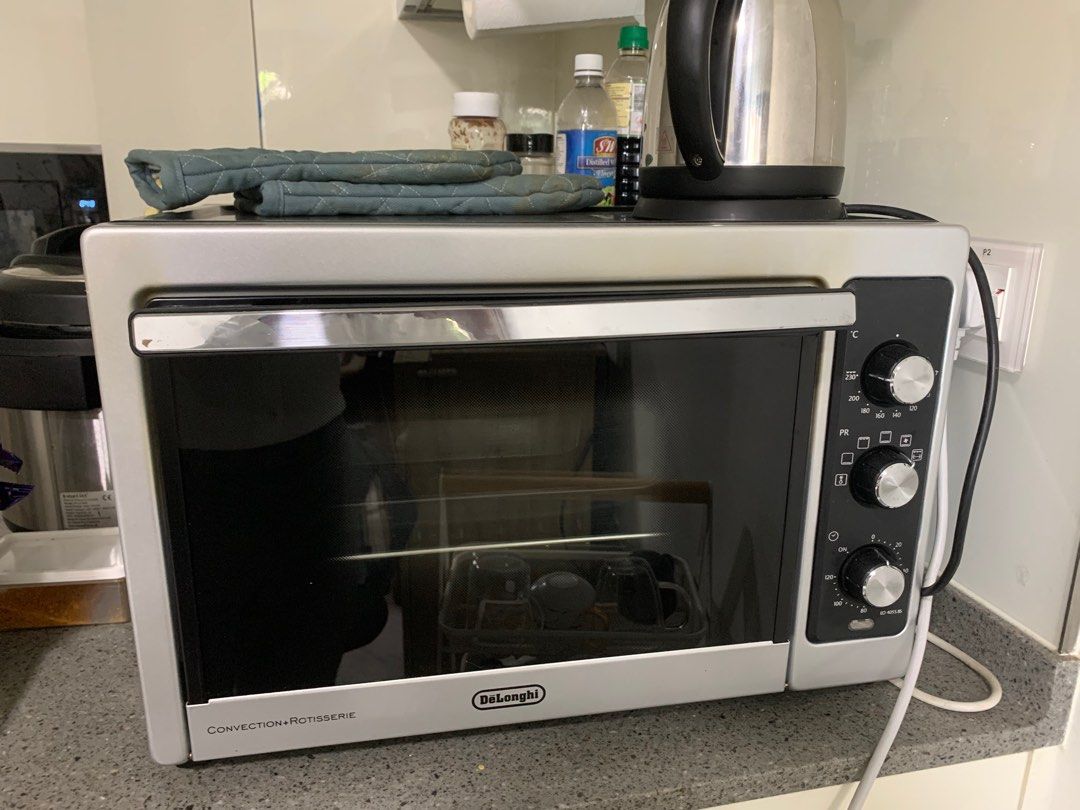 DeLonghi oven and rotisserie, TV & Home Appliances, Kitchen Appliances ...
